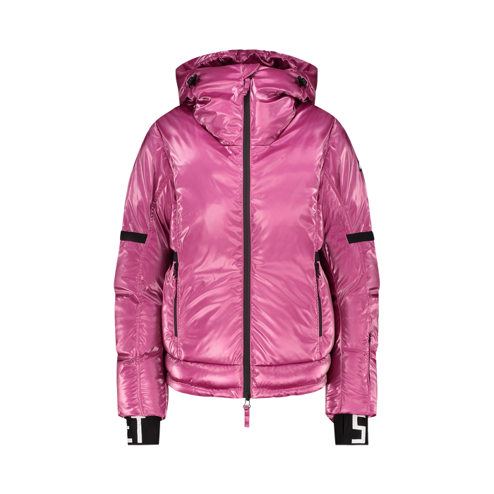 JET SET – Forever Iconic