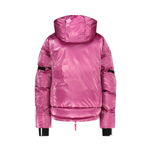 JET SET – Forever Iconic